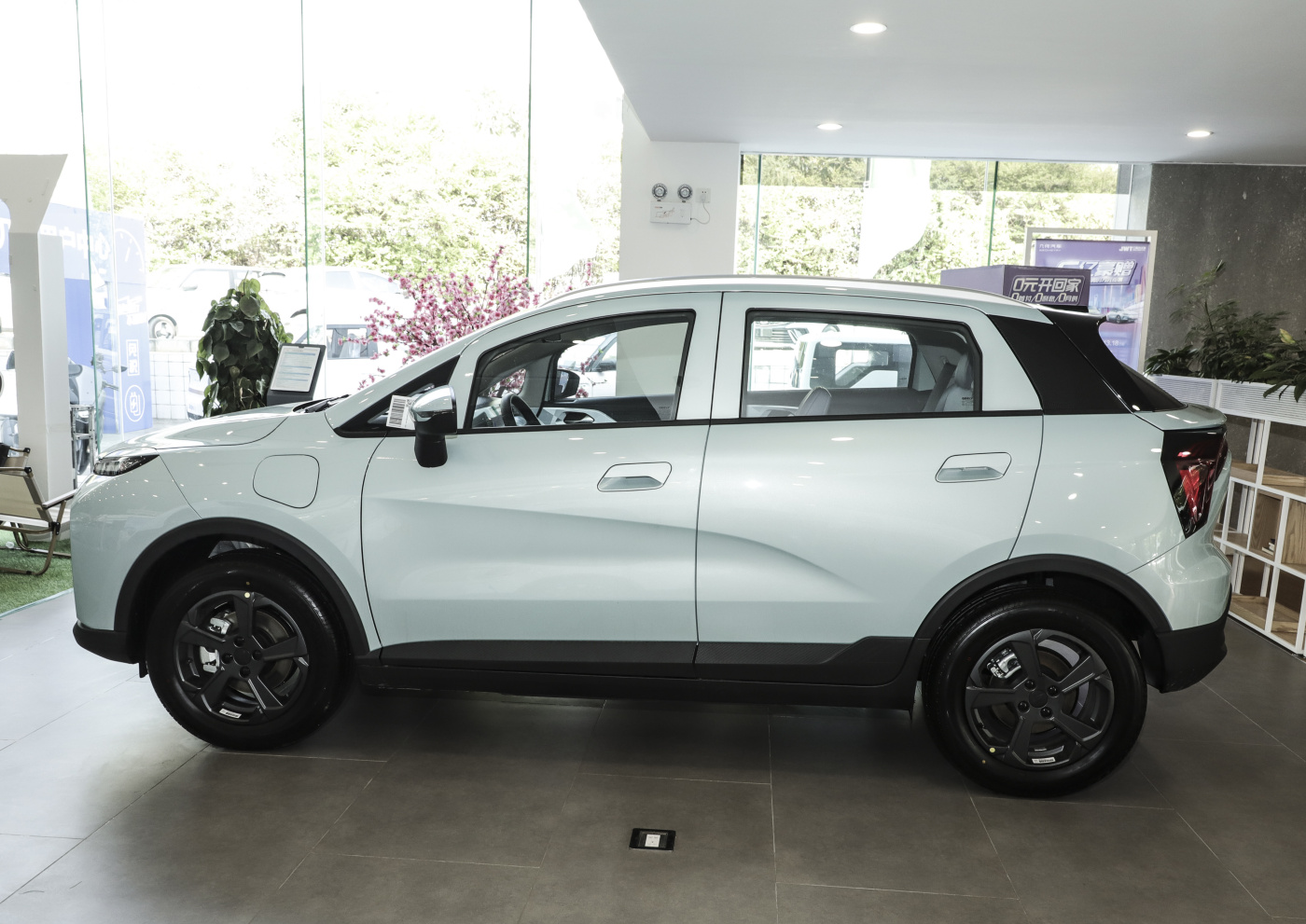 Geely Geometry E (2023) – EV Marketplace