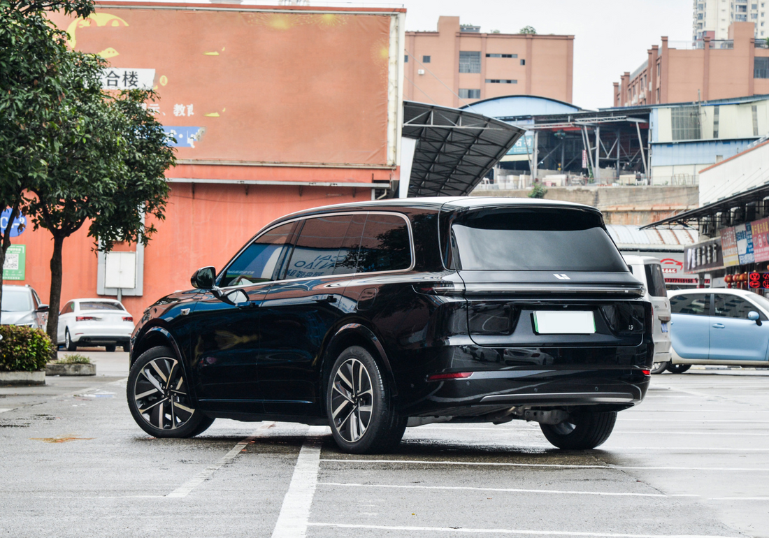 Li Auto L9 (2022) – EV Marketplace
